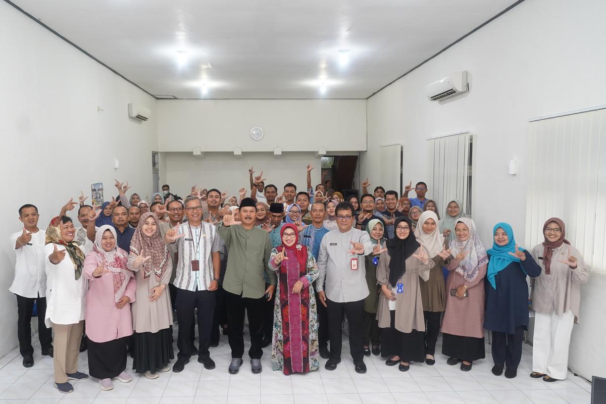 Beri Pembinaan Karyawan Disnaker, Wali Kota Harap Tingkatkan Pelayanan ...